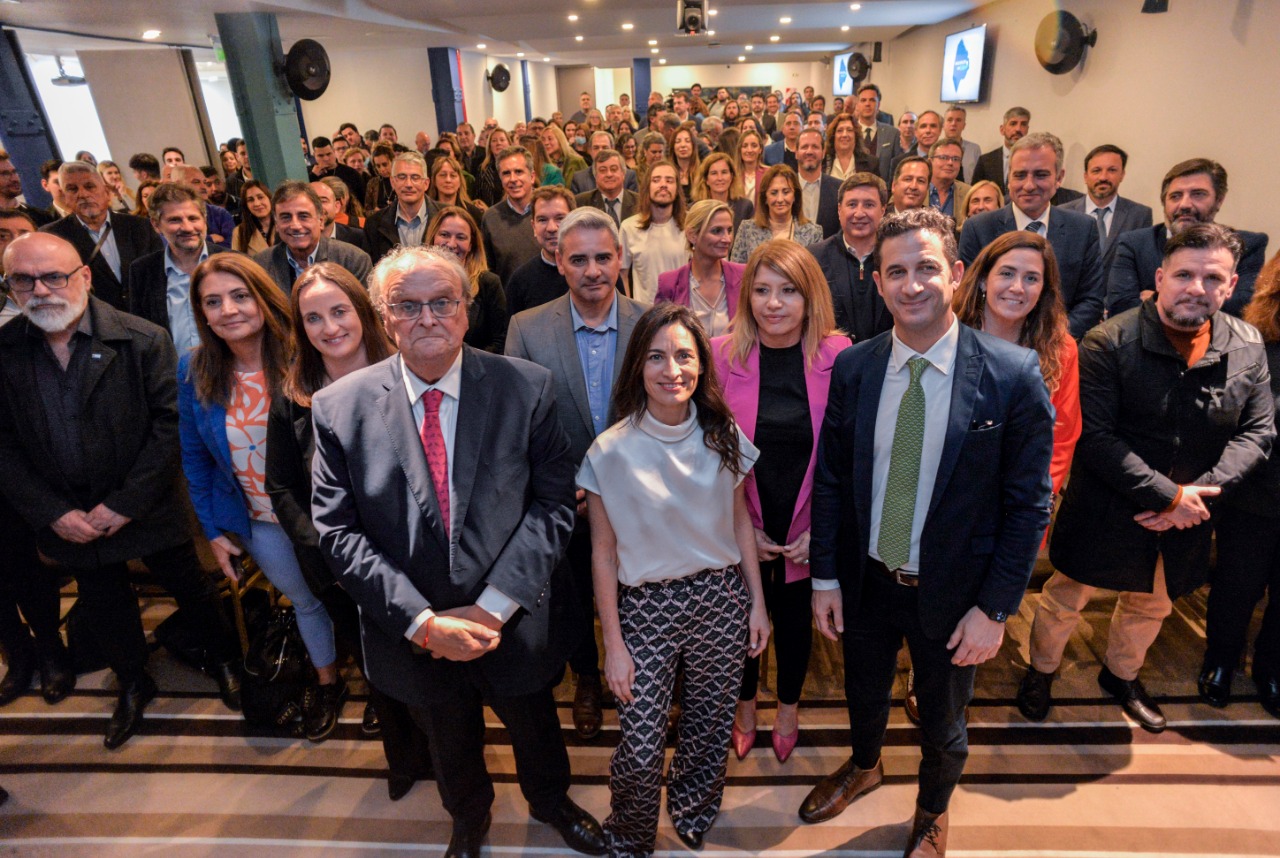 PITIOT COORDINARÁ PROYECTAR CABA, LA ESCUELA DE GOBIERNO DEL FRENTE ...