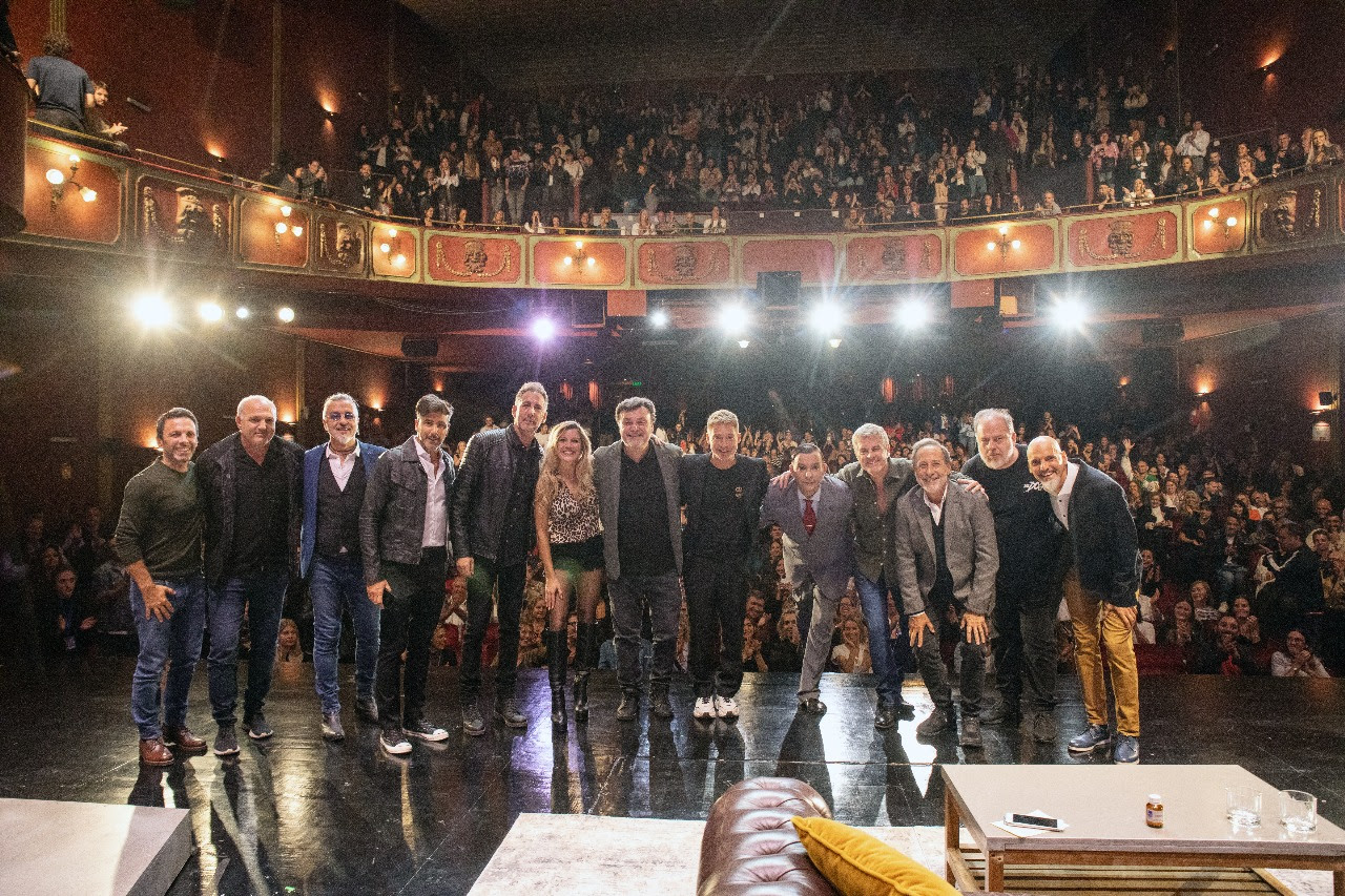 La Cena de los Tontos: La Obra Más Elegida - LatamNoticias